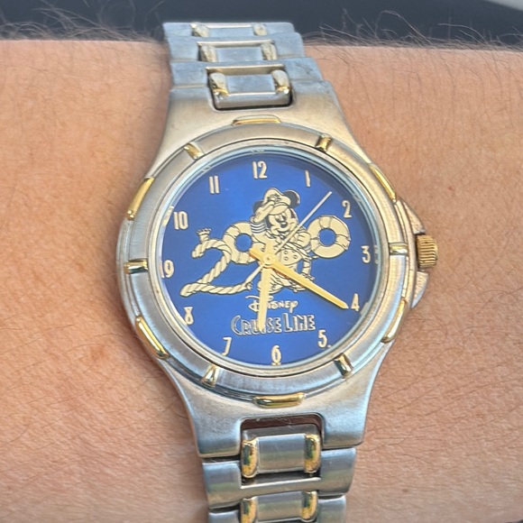 Disney | Accessories | Disney 200 Cruise Line Limited Edition Mens ...